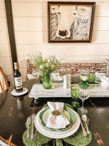 Easy St. Patricks Day Table Settings Ideas