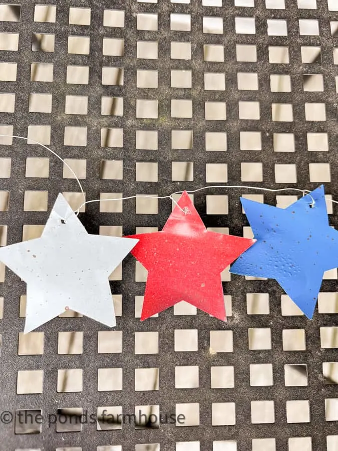 DIY Recycled Aluminum Can Star Garland: Patriotic & Eco-Friendly